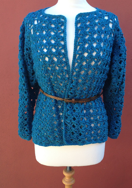 Ravelry: Ailis - topdown seamless jacket pattern by Caroline Murphy