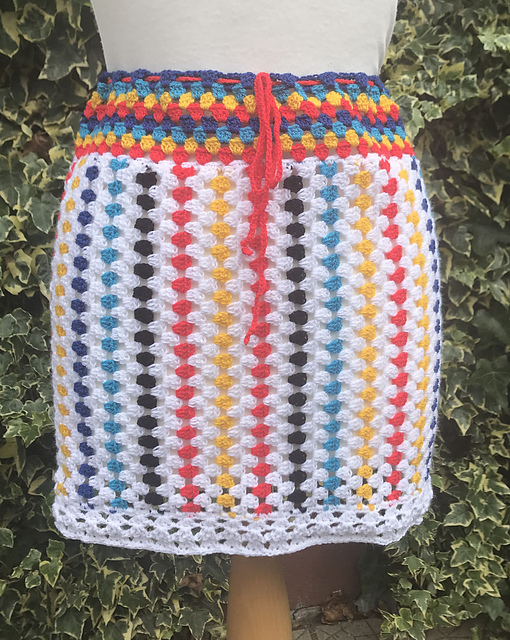 Ravelry: Royal - Block Party pattern by Caroline Murphy