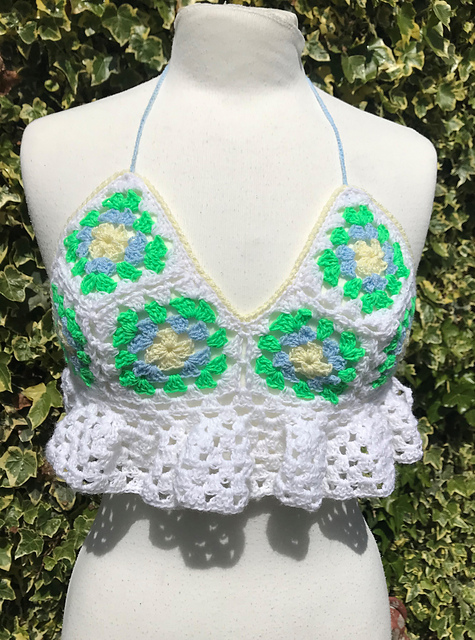 Ravelry: Dearbhail - Block Party pattern by Caroline Murphy