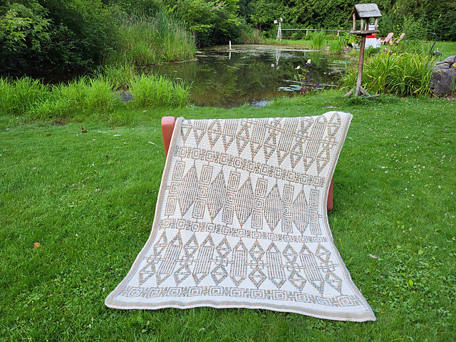 Ravelry: Park Gate Throw (Mosaic Overlay) pattern by Carol Webster