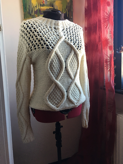 Ravelry: CP 07B Mari pattern by Camilla Pihl