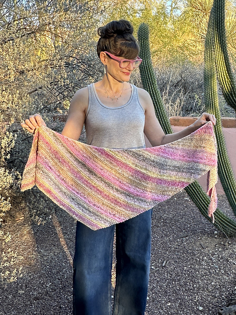 Ravelry: Pink Agave Shawl pattern by Casapinka