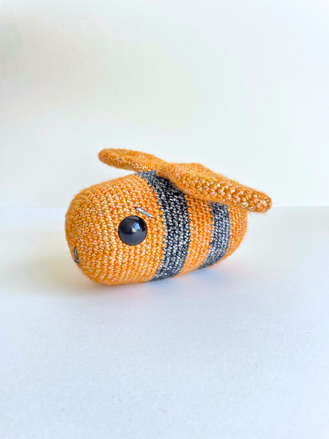 Ravelry: Bumbles Honey Bee pattern by KnitPal