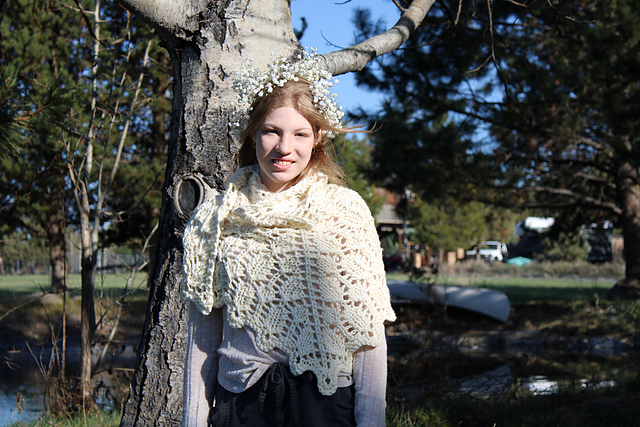 Ravelry: Yew Manor pattern by Taiga Hilliard