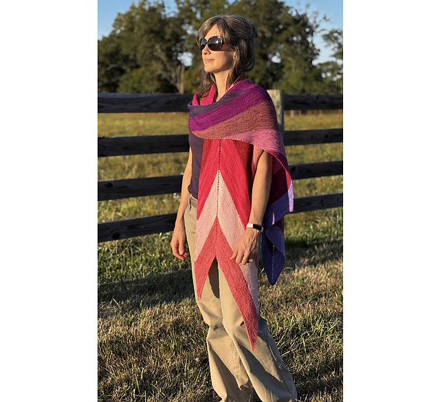 Ravelry: Lady Ruby Rose pattern by Taiga Hilliard