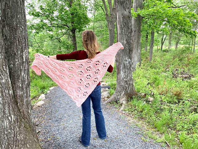 Ravelry: Shipton Lake pattern by Taiga Hilliard