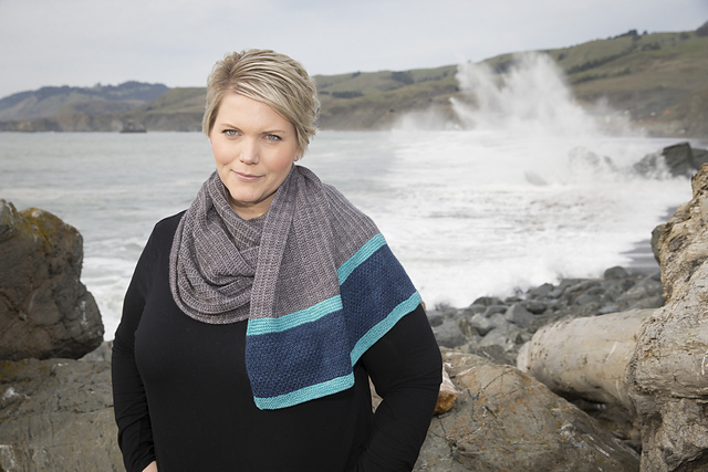 Ravelry: Rutherford pattern by Cassie Munksgard