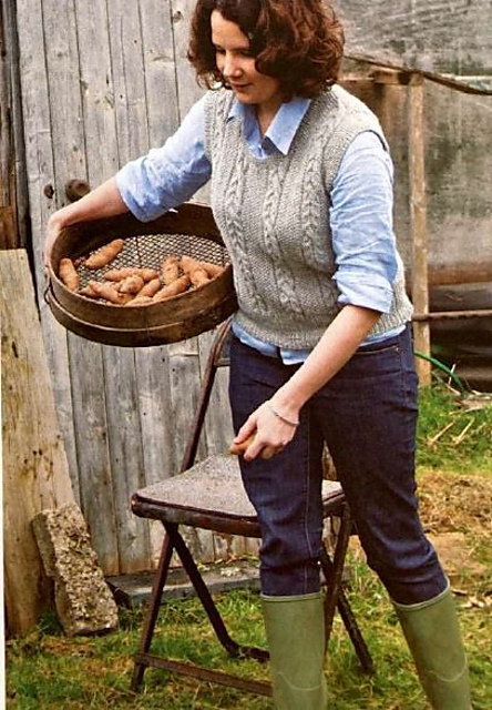 Ravelry: Finnian Woman's Vest pattern by Martin Storey