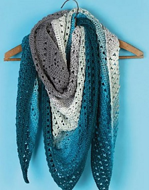 Ravelry: Shawl with Bead Stitch pattern by Created by Carolien