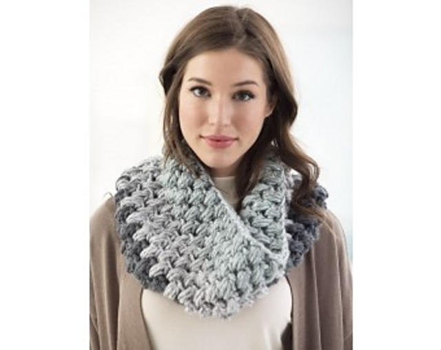 Ravelry: Super Chunky Cowl pattern by Teresa Chorzepa