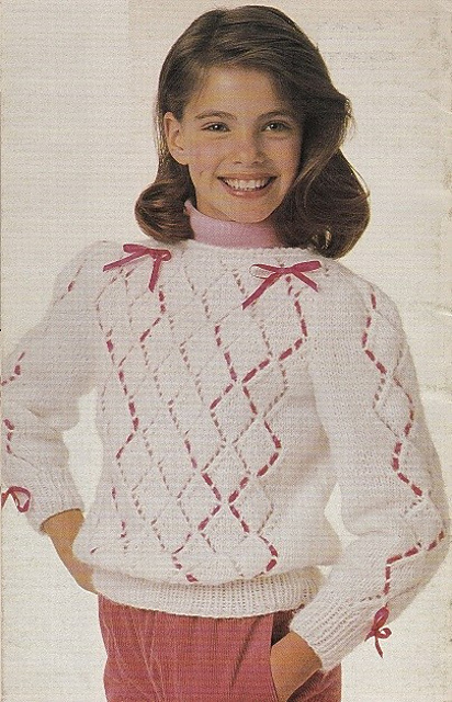 Ravelry: White Diamond Pullover pattern by Simplicity Pattern Company