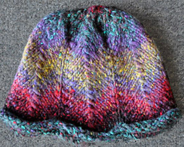 Ravelry: Fitted Chevron Hat pattern by Laura Andersson