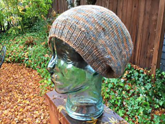 Ravelry: #55A Slouch My Head Hugger pattern by Ann Norling