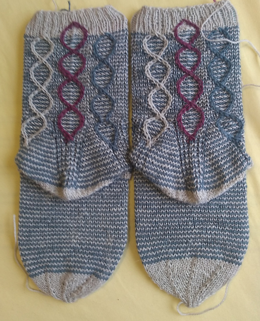 Ravelry: catwoman100100's SM18-Hydra Scales