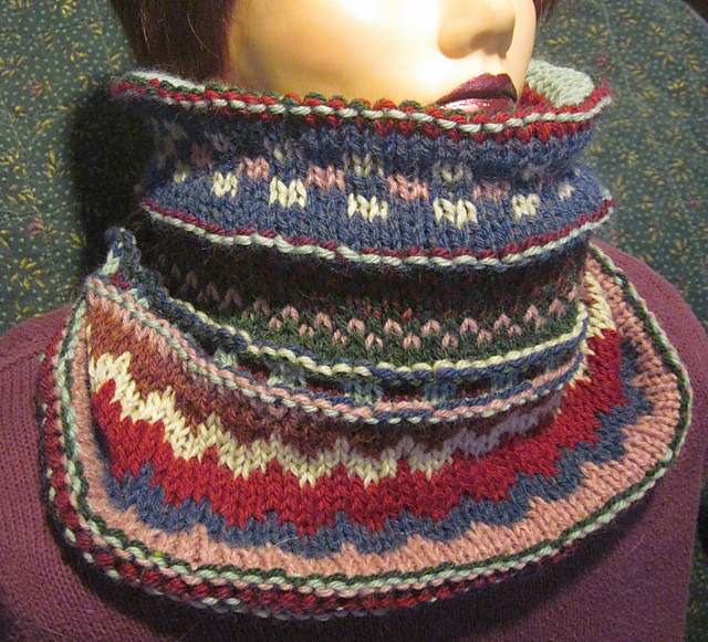 Ravelry: cavachin's World's Fair Fair Isle Cowl