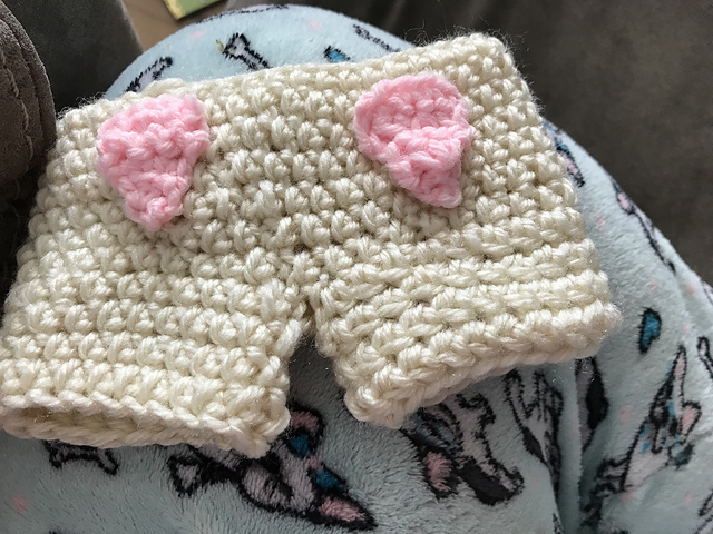 Ravelry: 18 inch doll shorts pattern by Cayla Morris