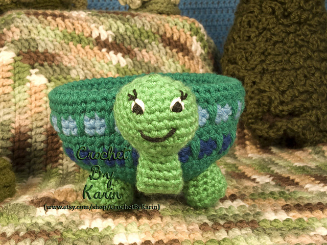 Ravelry: Turtle Candy Dish pattern by Karin Athanas