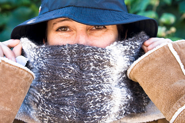 Ravelry: Eco Cowl pattern by Andrea Rainey
