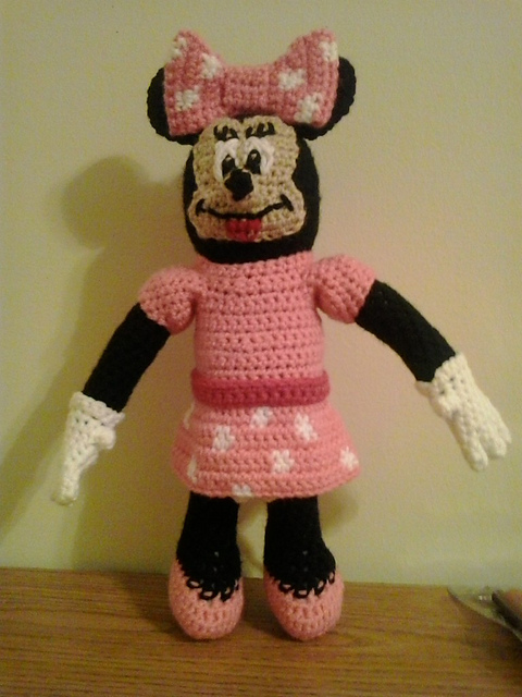 Ravelry: Minnie Mouse (Disney) pattern by Christjan Bee