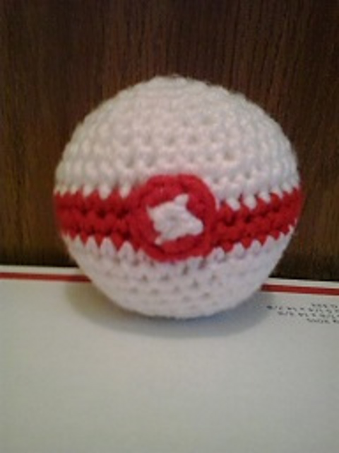 Ravelry: Premier Ball pattern by Christjan Bee