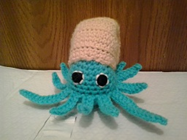 Ravelry: #138 Omanyte (Pokemon) pattern by Christjan Bee