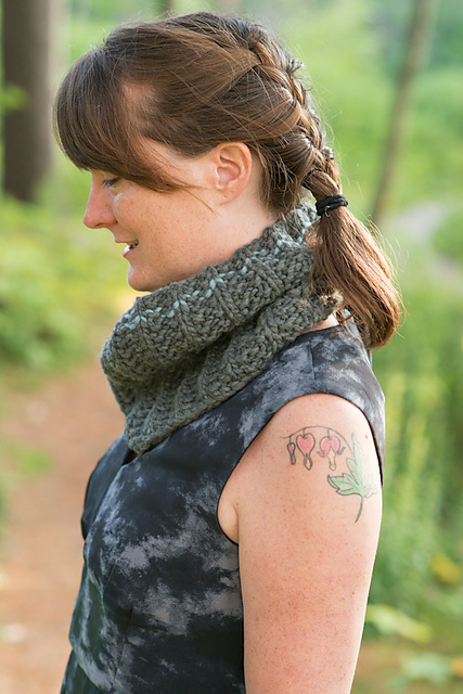 Ravelry: Gray Jay pattern by Cecily Glowik MacDonald