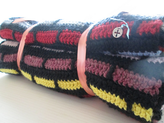 Ravelry: cedarhouse's Scrap Throw