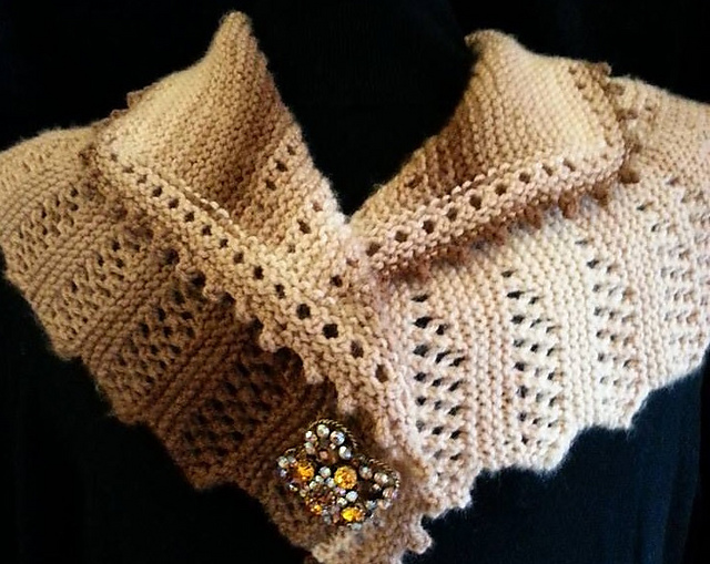 Ravelry: Victoria Shawl pattern by Ceecees Stringer