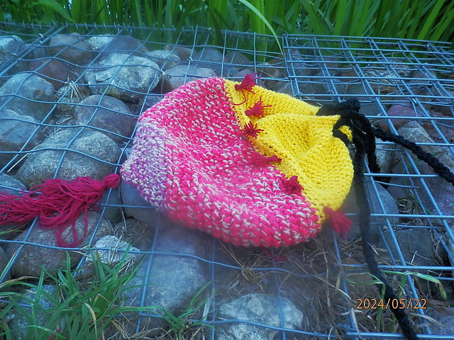 Ravelry: fish backpack pattern by