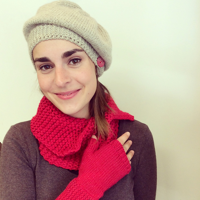 Ravelry: Le Béret Miss Button pattern by Celine en laine