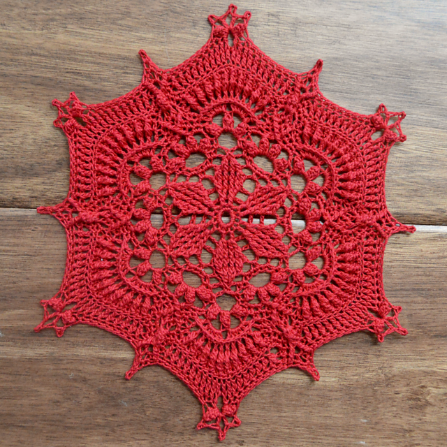 Ravelry: No. 06 pattern by Grace Fearon