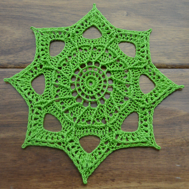 Ravelry: No. 07 pattern by Grace Fearon