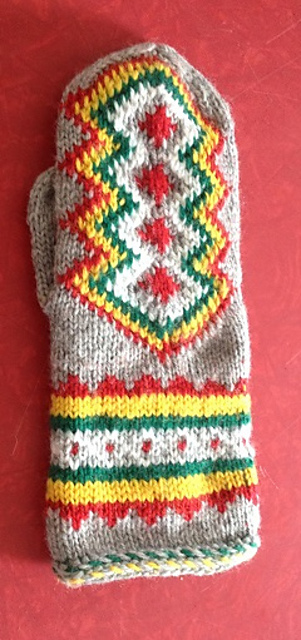 Ravelry: Sami Mittens pattern by Chad Bremmon Anniki Marrtila