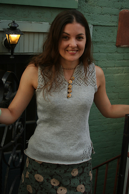 Ravelry: Versailles Shell pattern by Connie Chang Chinchio