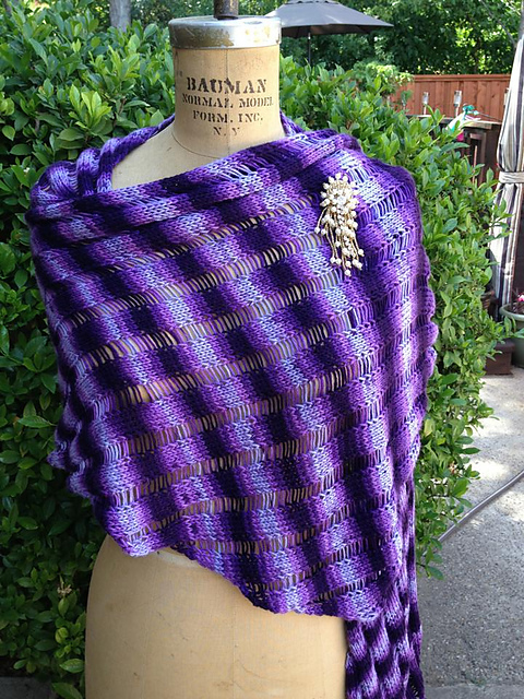 Ravelry: Clapotis for Loom Knitters pattern by Charity Windham