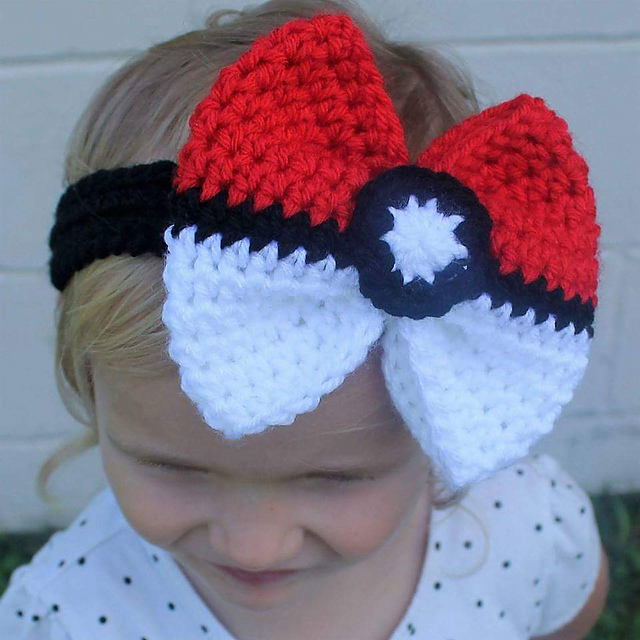 Ravelry: Big Bow Head Wrap pattern by Chelsi Miller