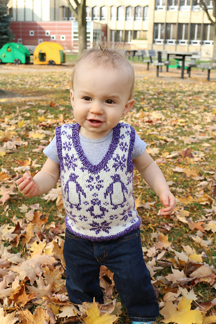 Ravelry: Snowy Penguin Vest pattern by ChemKnits