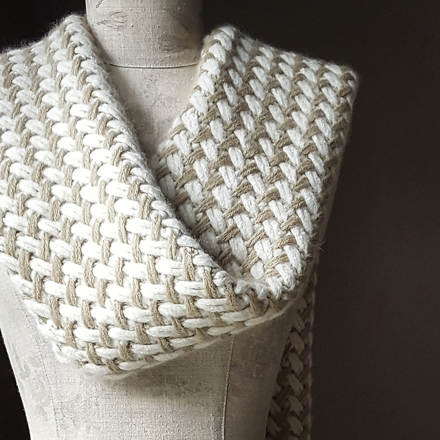Ravelry: cheryllfaust's KURV - woolfolk sample knit