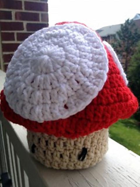 Ravelry: MARIO TOAD MUSHROOM HAT pattern by Courtney Lee