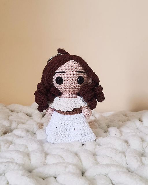 Ravelry: female amigurumi keychain pattern by Maria Manika