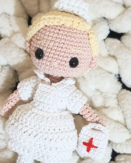 Ravelry: nurse dressup doll pattern by Maria Manika