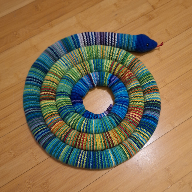 Ravelry: Temperature Snake pattern by Mariel