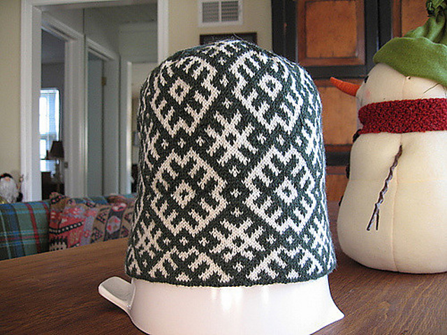 Ravelry: Komi Cap pattern by Charlene Schurch