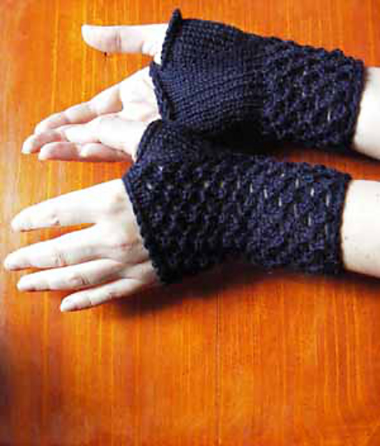 Ravelry: Holey Moley! pattern by chocolate trudi