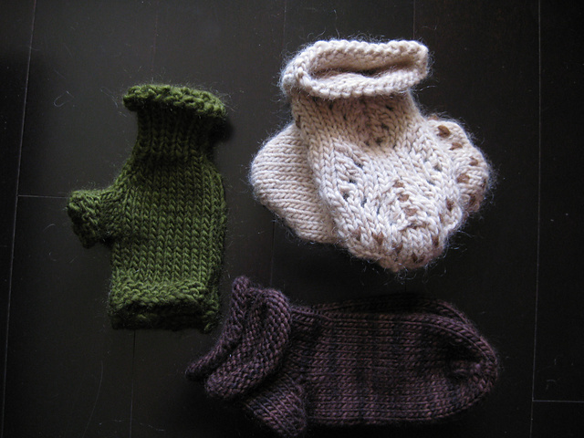 Ravelry: Thrummed House Slippers pattern by choperena