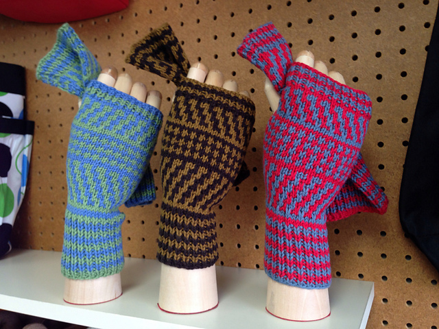Ravelry: Interference Gauntlets pattern by Christopher Bahls