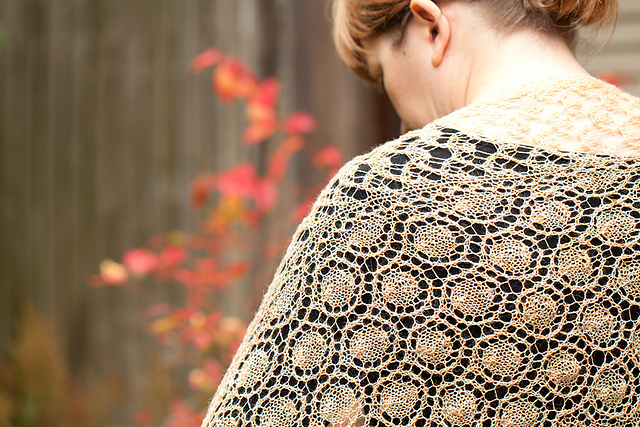 Ravelry: Circular Logic pattern by Chrissy Gardiner