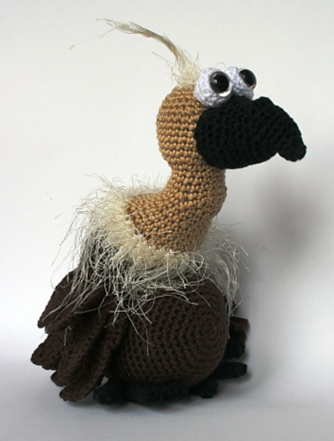 Ravelry: vulture Gerrit pattern by Christel Krukkert