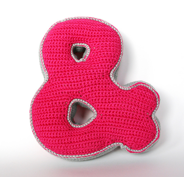 Ravelry: & sign pattern by Christel Krukkert