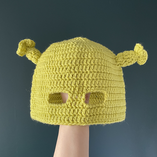 Ravelry: Shrek Balaclava pattern by Chunky Knits